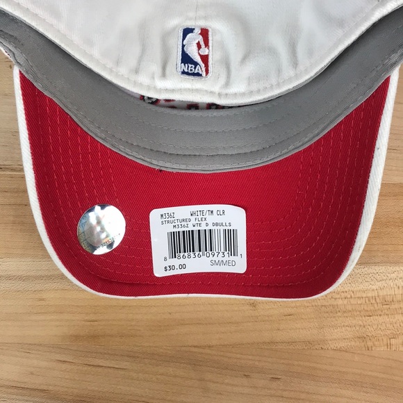 adidas | Accessories | Nba Chicago Bulls Adidas White Fitted Hat | Poshmark